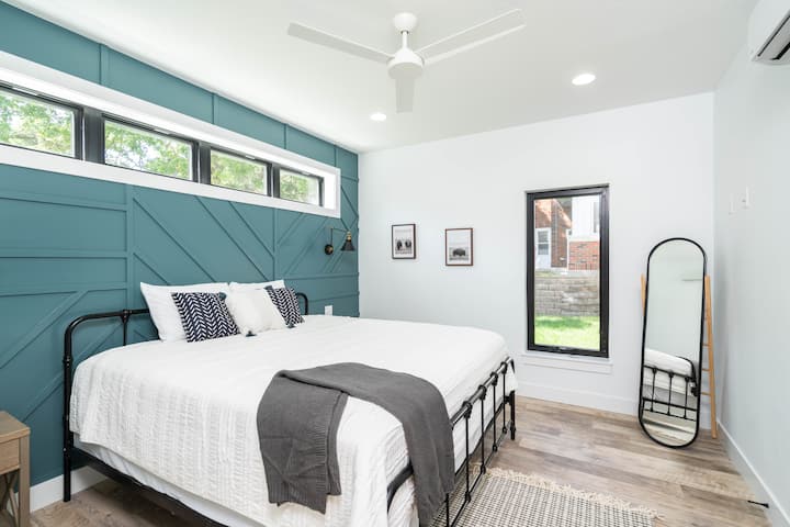 Little House On The Hill - Cedar Falls, IA