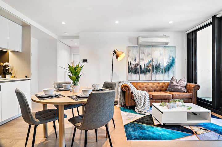 Docklands Chic 2br 2bth/pool/spa/walk To Marvel - Melbourne