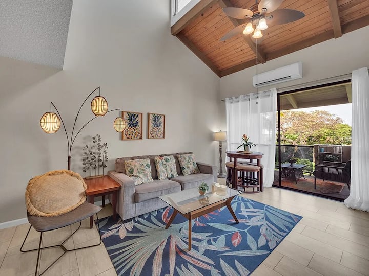 Kona Retreat • Ocean View, Pool & Walk To Beach - Kailua-Kona, HI