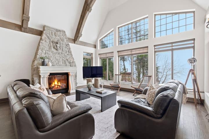 French Chateau | Large Groups | Games | Fireplace - Georgina