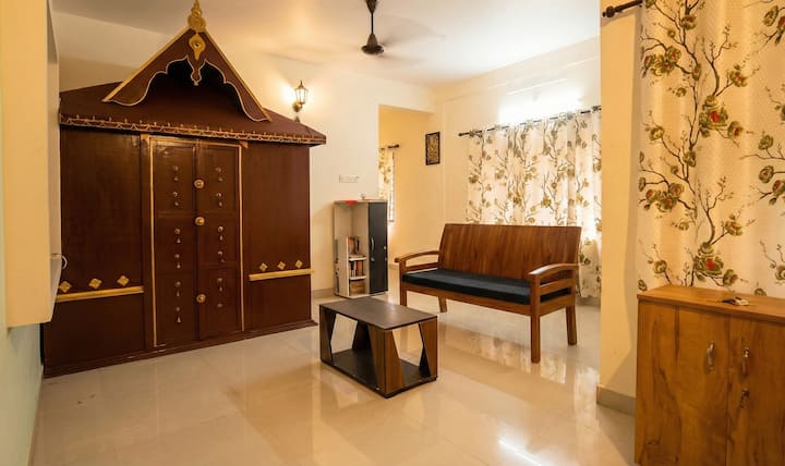 Guruvayur Bliss: Music, Temple & Krishna Vibes - Guruvayur