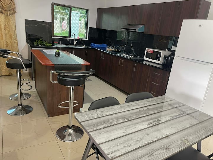 All In Escape Air Bnb - Nadi