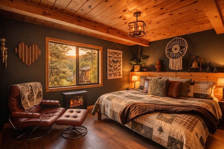 Luxury Cabin With Ev (Tesla) Charger & Hot Tub! - Idyllwild-Pine Cove, CA