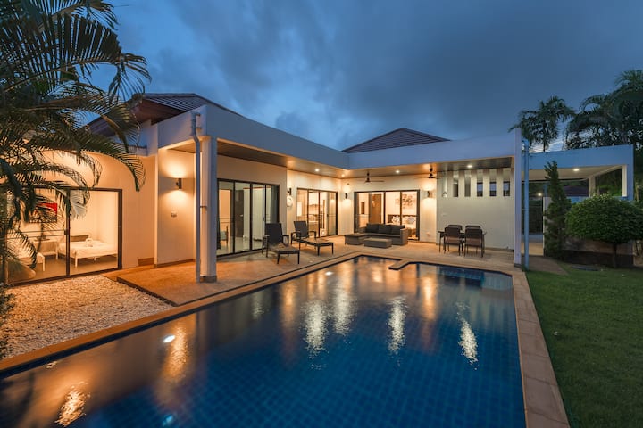 *Elegant 4br Pool Villa • Near Beach V246 - Phuket
