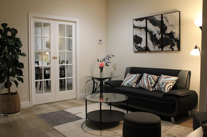 Cozy House In Alhambra - Montebello, CA