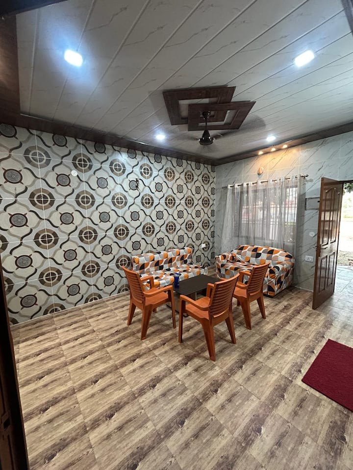 Radha Golf Villa - Govardhan