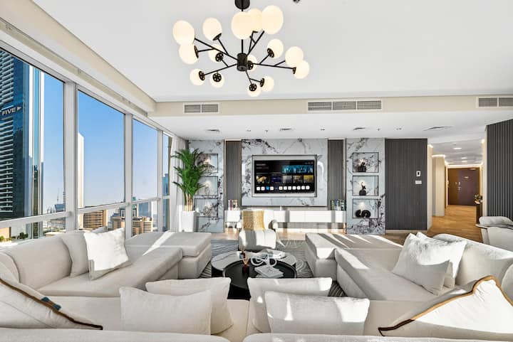 Jbr Tropical Escape: Amazing Sea Views, Pool & Gym - Dubai