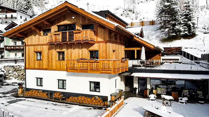 Attico Da 100 Mq, 7 Posti Letto - Canazei, TN