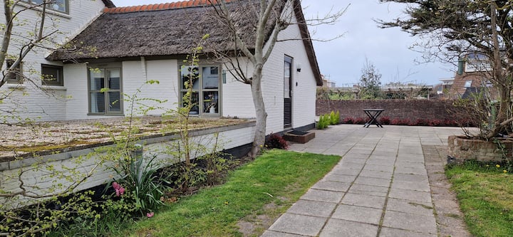Guest House De Nolle – Comfort By The Sea - Callantsoog