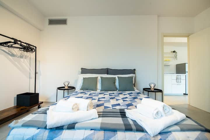 •Appartamento Moderno Con Wi-fi • Stazione 350 M• - Parme