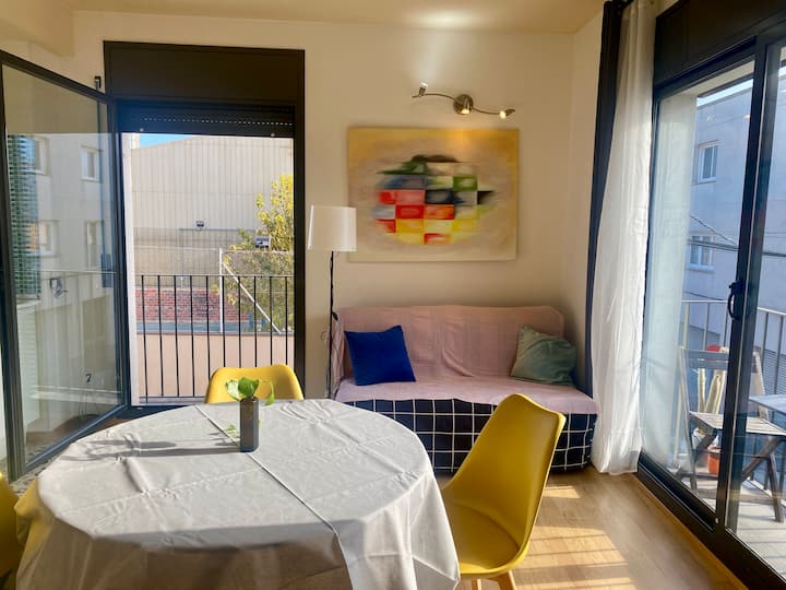 Loft Muy Soleado Con Grandes Ventanas - Martorell