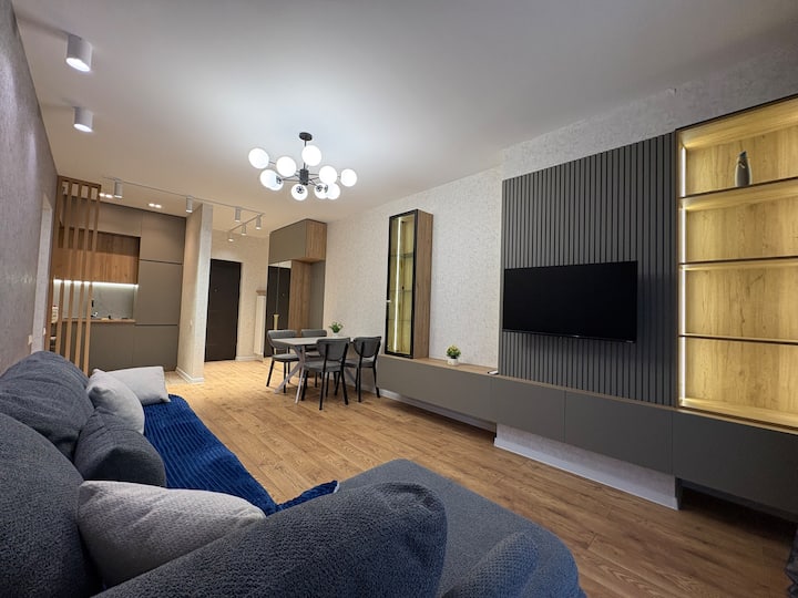 Comfortable Modern Apartment In The City Center - Tbilisi