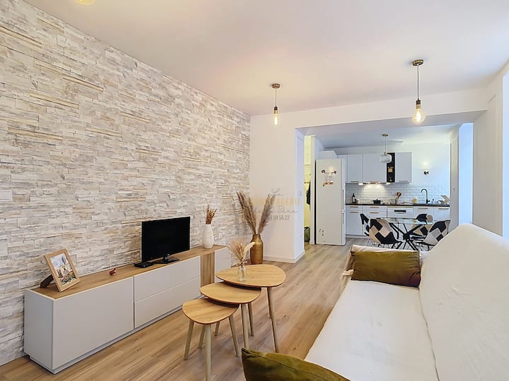 Le Catalan, Hyper-centre, 4 Pers, 2 Ch, Charme - Voiron
