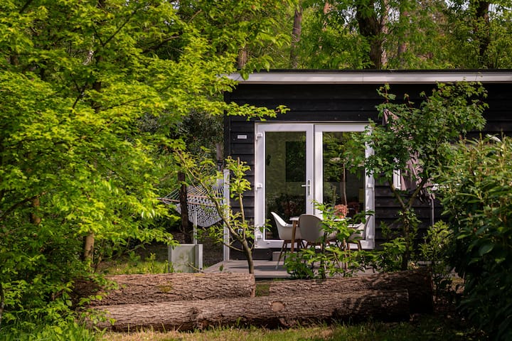 Tiny Damhert | Nature Lodge | Shared Sauna & Padel - Nunspeet