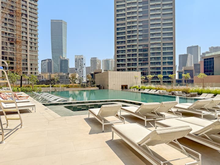 First Class | 2br | Skyline Luxe • Canal Walk - Dubai