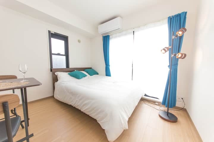 オープンセール中！アーバンホリデイ503/県庁前徒歩8分/三宮元町すぐ/ダブルベッド1台/長期歓迎 - Kobe