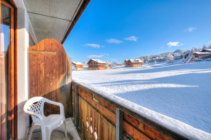 Hotel Relais Alpin Twin Room & Balcony3 - Les Diablerets