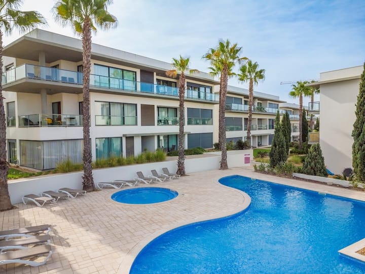 Quarteira Beach & Family Stay | Black Horse - Vilamoura