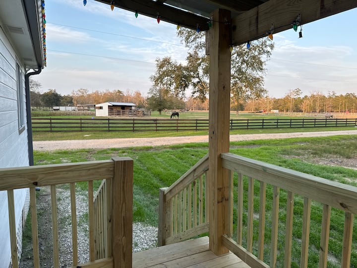 Farm House/with Barn Access - Covington, LA