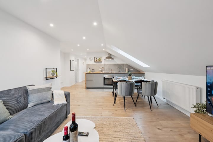 Yello Homes | 4 Gäste | 3 Zimmer | Stadtblick - Herzogenaurach