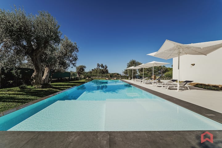 Strepitosa Villa Vista Mare Con Piscina Privata - Terrasini