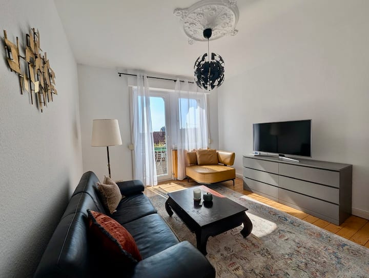 Loft 8  Helles City-loft Im Stilvollen Altbau - Wiesbaden