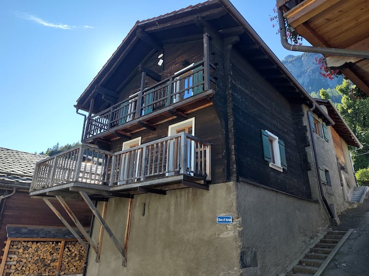 Chalet Authentique Près Des Marécottes - Vallorcine