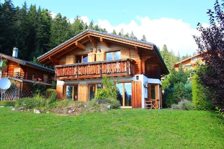 Chalet Chaleureux Avec Sauna & Jardin - Anzère