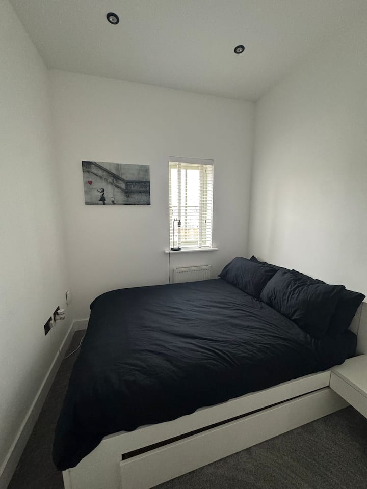 Removed From Airbnb - Northampton