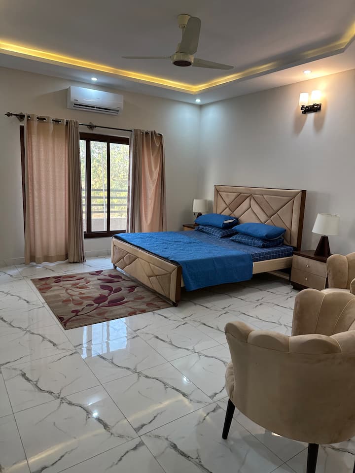 Cloud 95| Luxury Comfortable Living - Islamabad