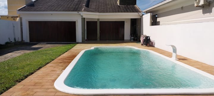 Casa Com Piscina A Poucos Metros Da Praia - Arroio do Sal