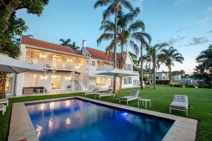 Essenwood House-court Yard Apartment - 다반