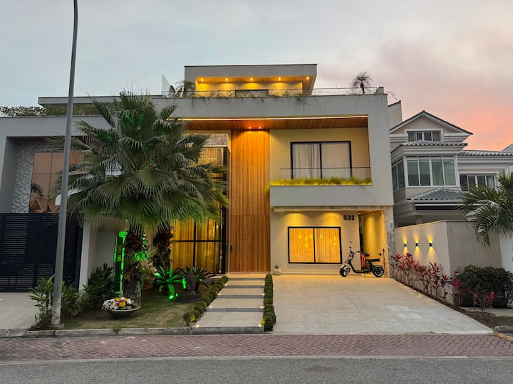 Casa Confortável Em Condomínio De Luxo. - Recreio