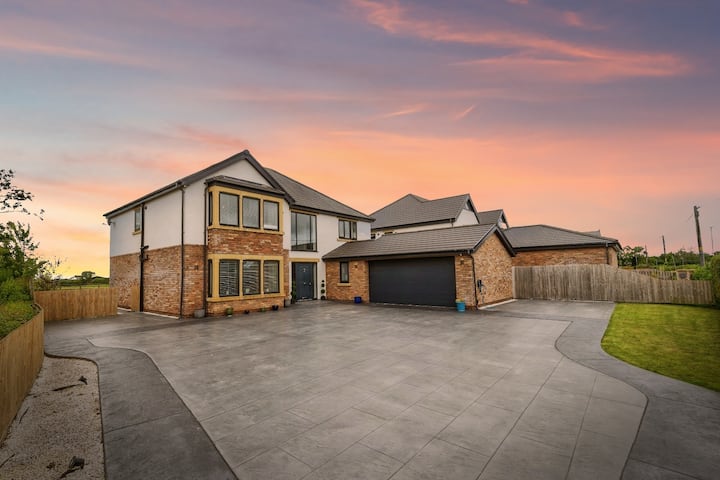 Stunning Large Detached Home In Countryside - 普雷斯頓
