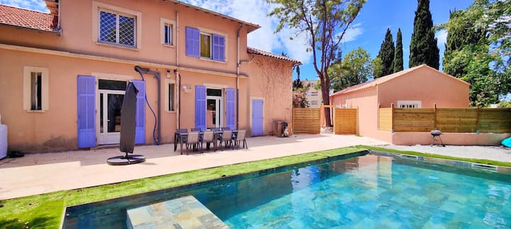 Villa Avec Piscine - 6 Ch - 16 Pers - Parking - Fréjus