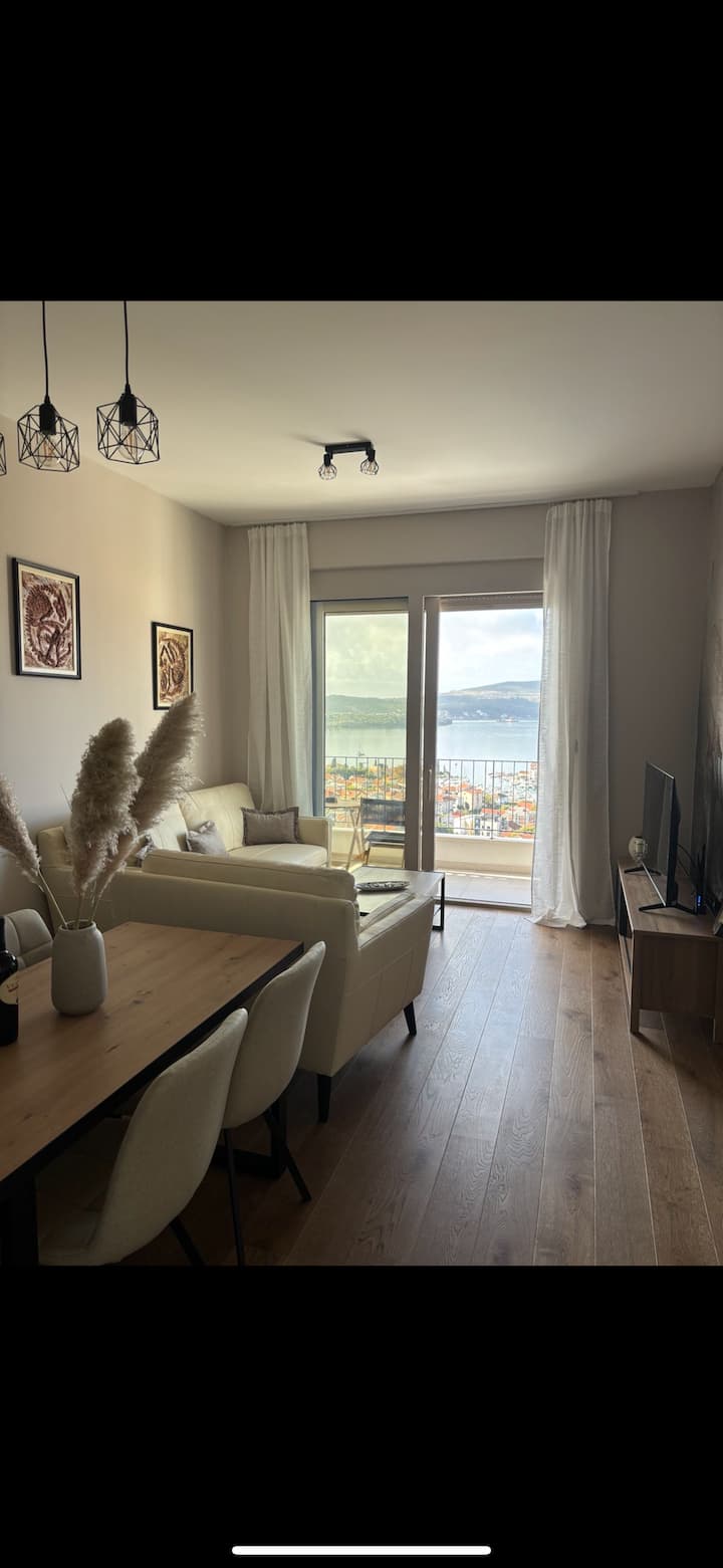 Tivat Dream/2br, Sea View, 3 Balcones, Brand New - Montenegro
