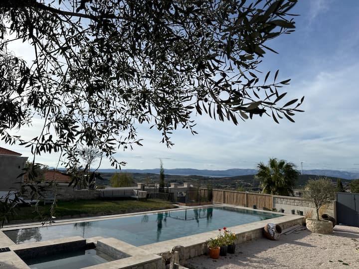 Luxury 2 Bedroom Villa With View - Çeşme