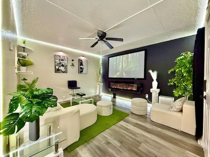 Presidential Cinema Oasis•cozy Fireplace•dreamstay - Gulfport, MS