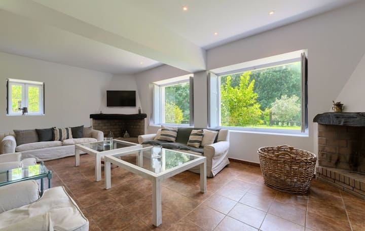 Casa Rural Para 8 Personas En Arratia Y Gorbea - País Vasco