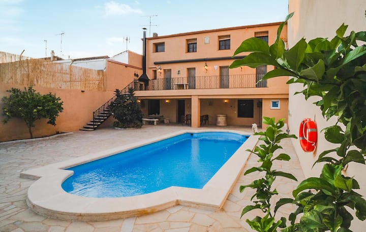 Cozy Home In Sant Jaume Del Domenys - Calafell