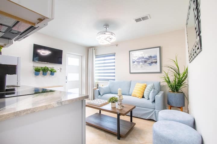 The Perfect Escape • Orlando Access/private Patio - Altamonte Springs, FL