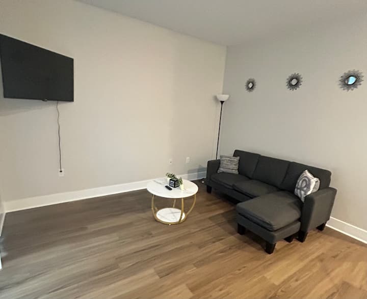 Modern Cozy Retreat|prime Location|5-star Comfort - Richmond, VA