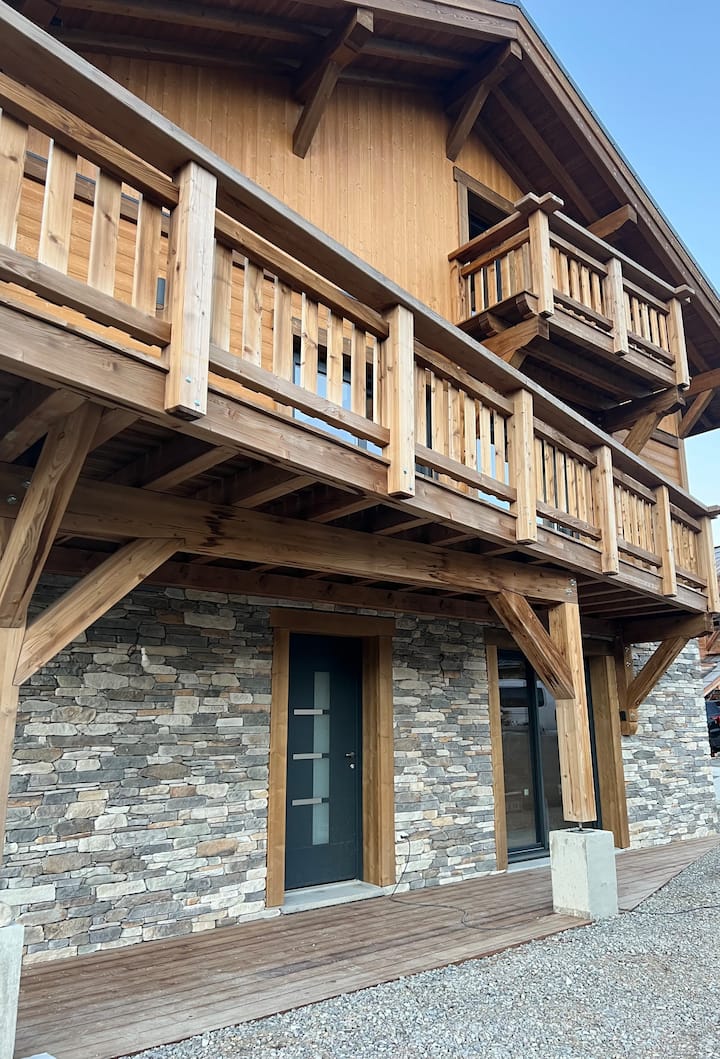 La Joue Du Loup T2,au Calme Vue Sur Les Montagnes. - La Joue du Loup