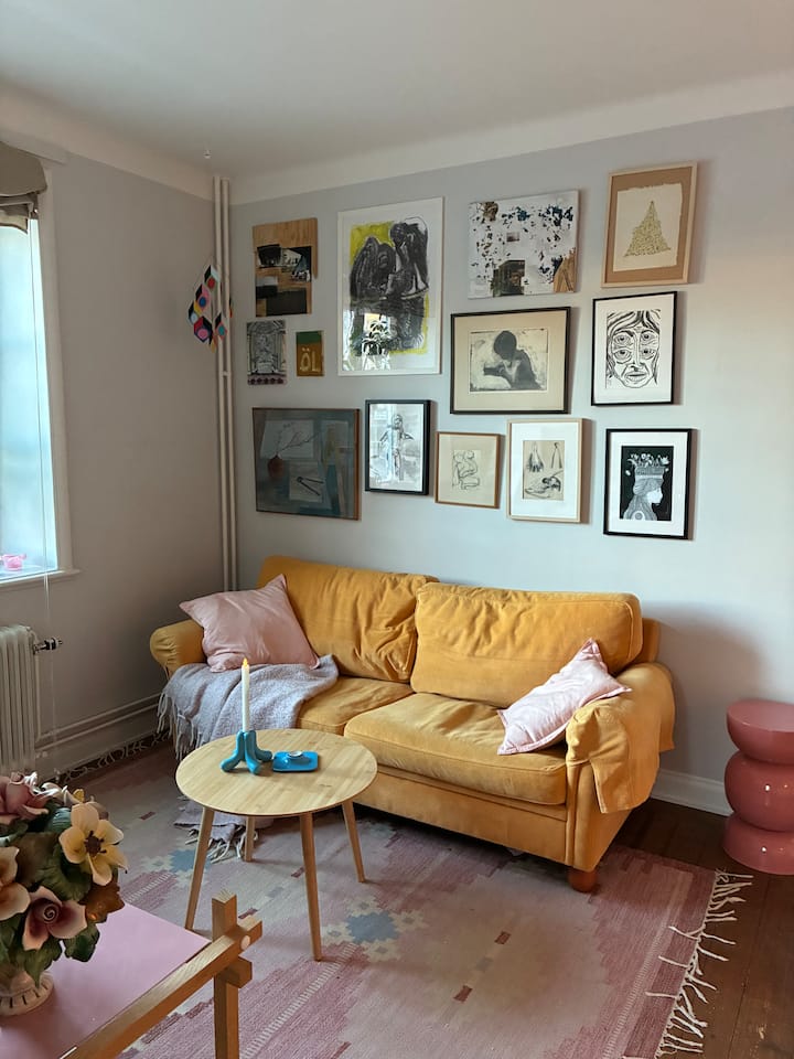 Mysig 3:a Med Magisk Innergård! - Stockholm