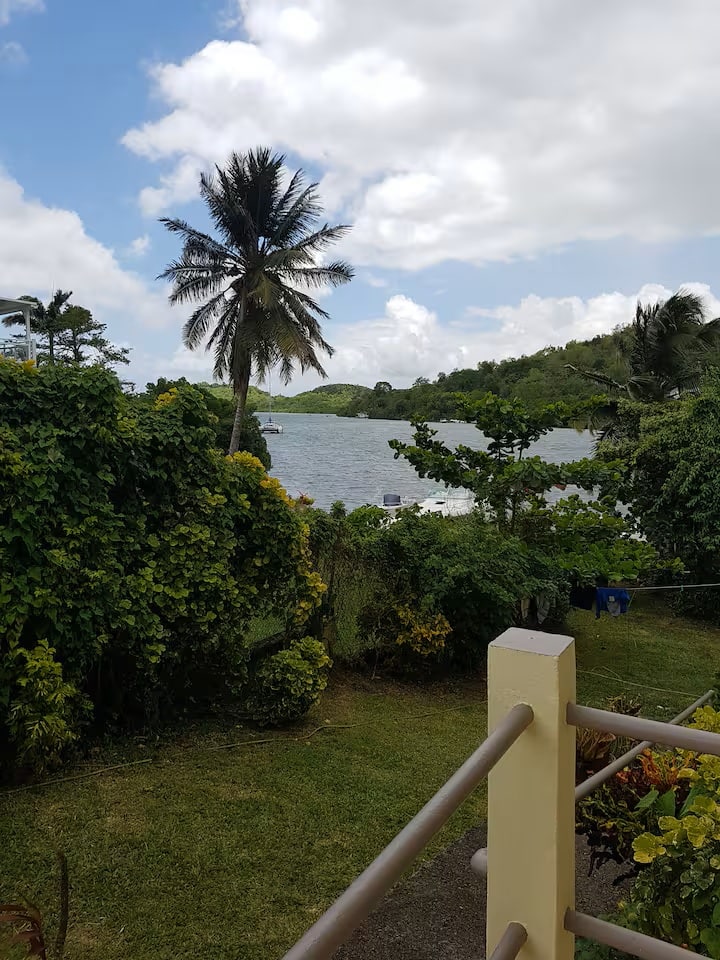 Studio N°2 à 100 M De La Plage  Jardin Vue Mer - Les Anses-d'Arlet