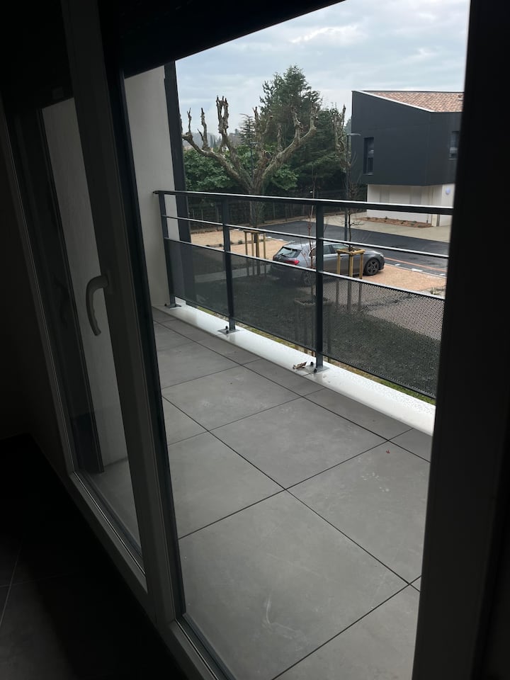 Appartement Meublé, Dans Un Endroit Calme - Entraigues-sur-la-Sorgue