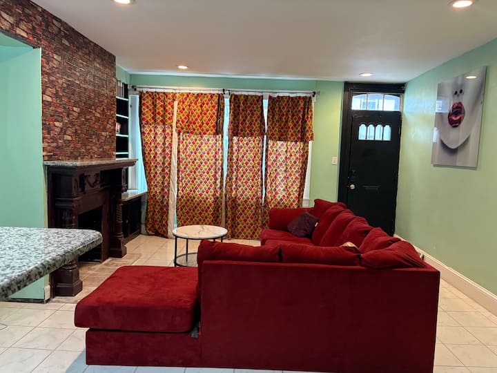 Roselyn - Chester, PA