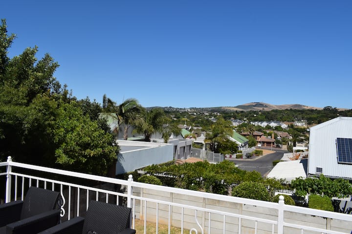 The Crest Studio - Western Cape