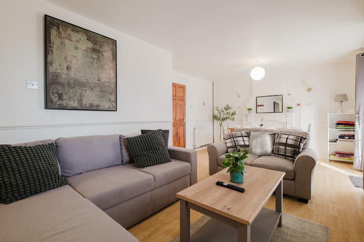 Comfortable Home Away From Home - Wellingborough