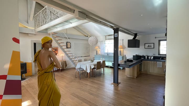 Splendide Appartement Centre Village Avec Parking - Fontvieille